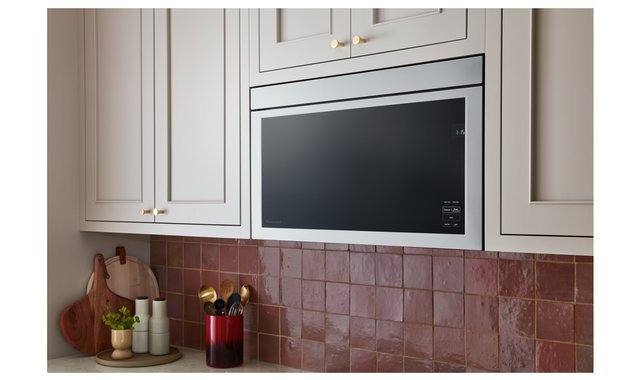 Four à micro-ondes à hotte intégrée de 30 po KitchenAid - YKMMF330PPS ...